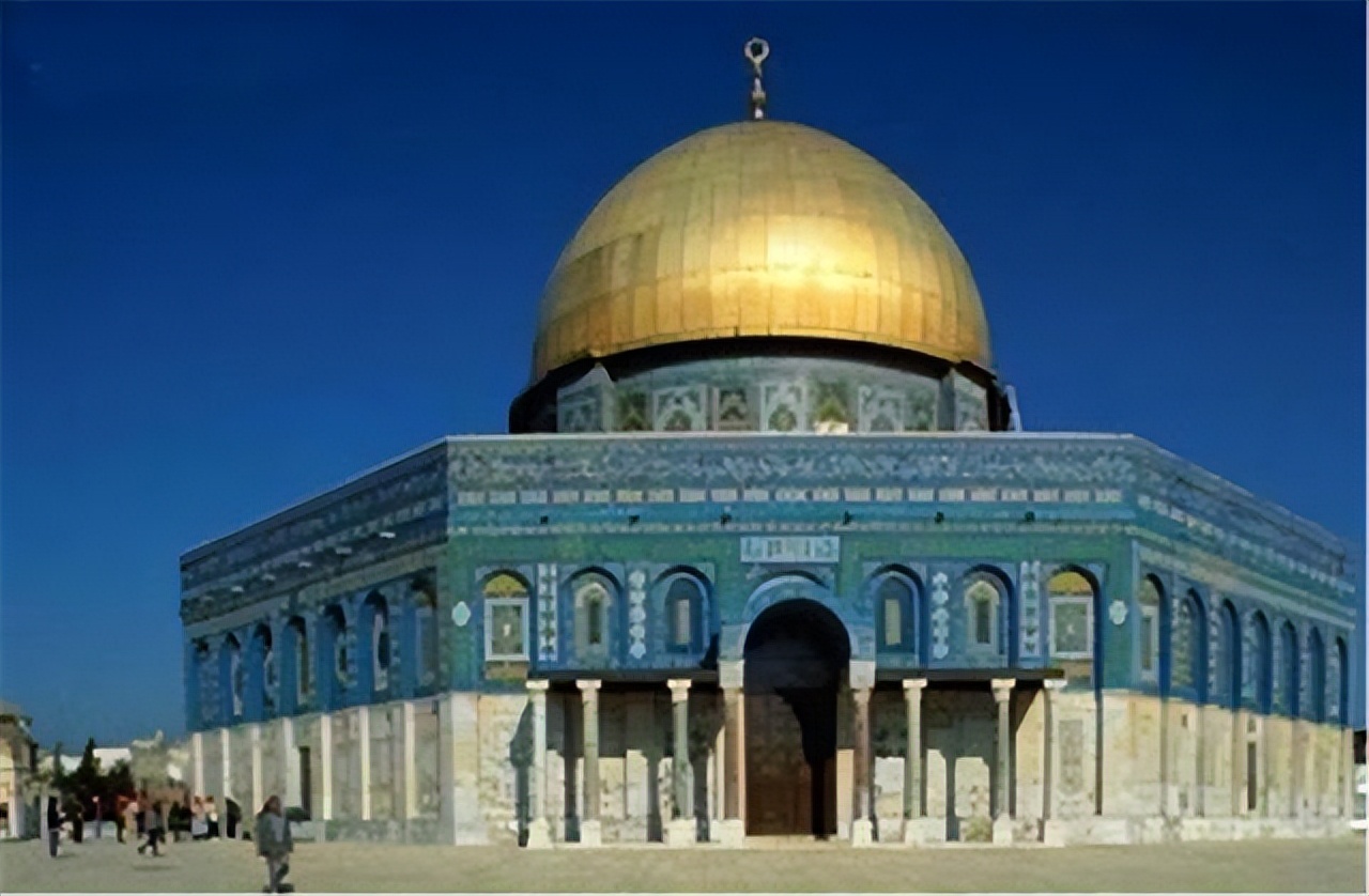 The religious buildings of the Abbasid dynasty are like the eyes of art ...