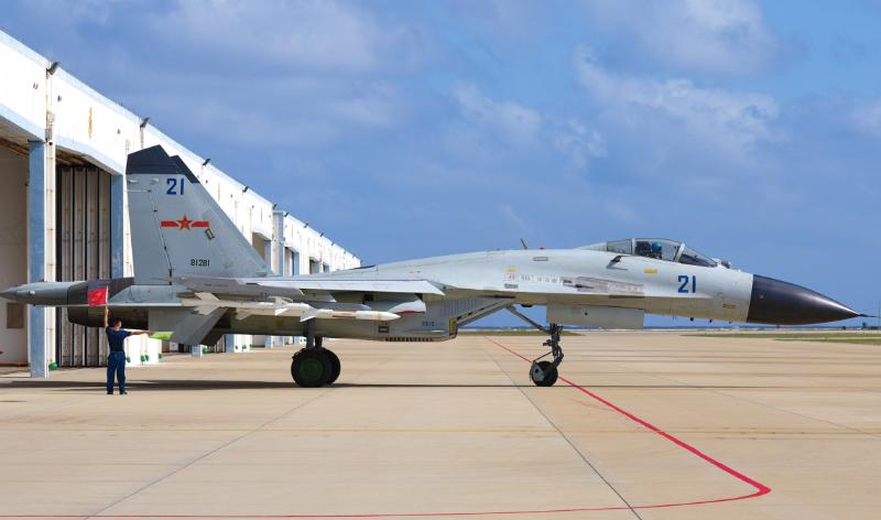 The pitot tube feature of J-11BG is eye-catching. How is it different from J-16B? - iNEWS