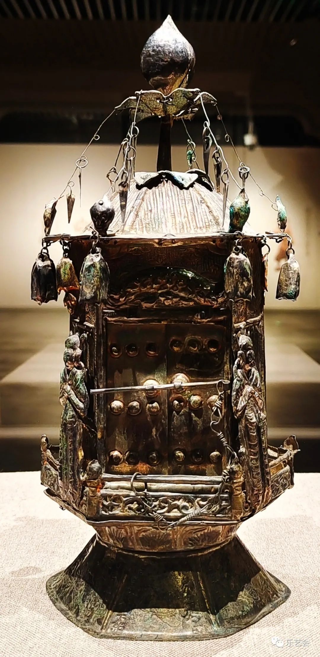 Huajiao Daxian, "A Thousand Years Outside the Dust: Dingzhou Jingzhi ...