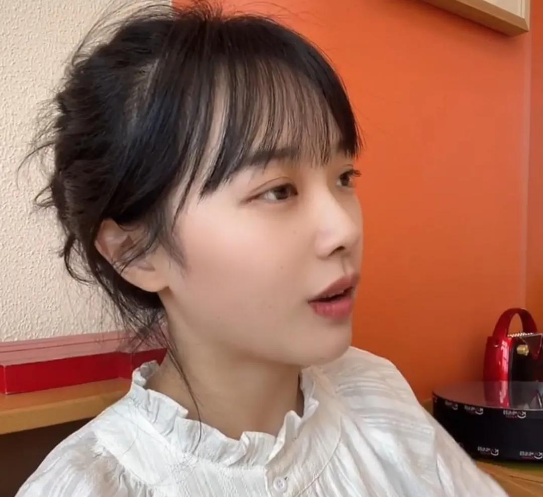 Mr. Huang was exposed by his ex-colleagues, showing his old appearance ...