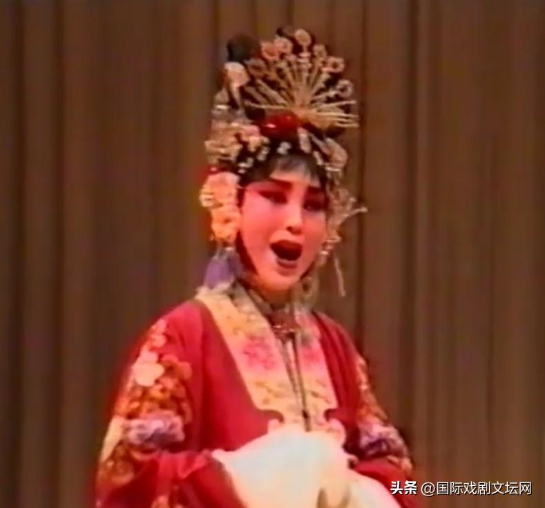 The famous Peking Opera artist Yan Guixiang has not appeared for a long ...