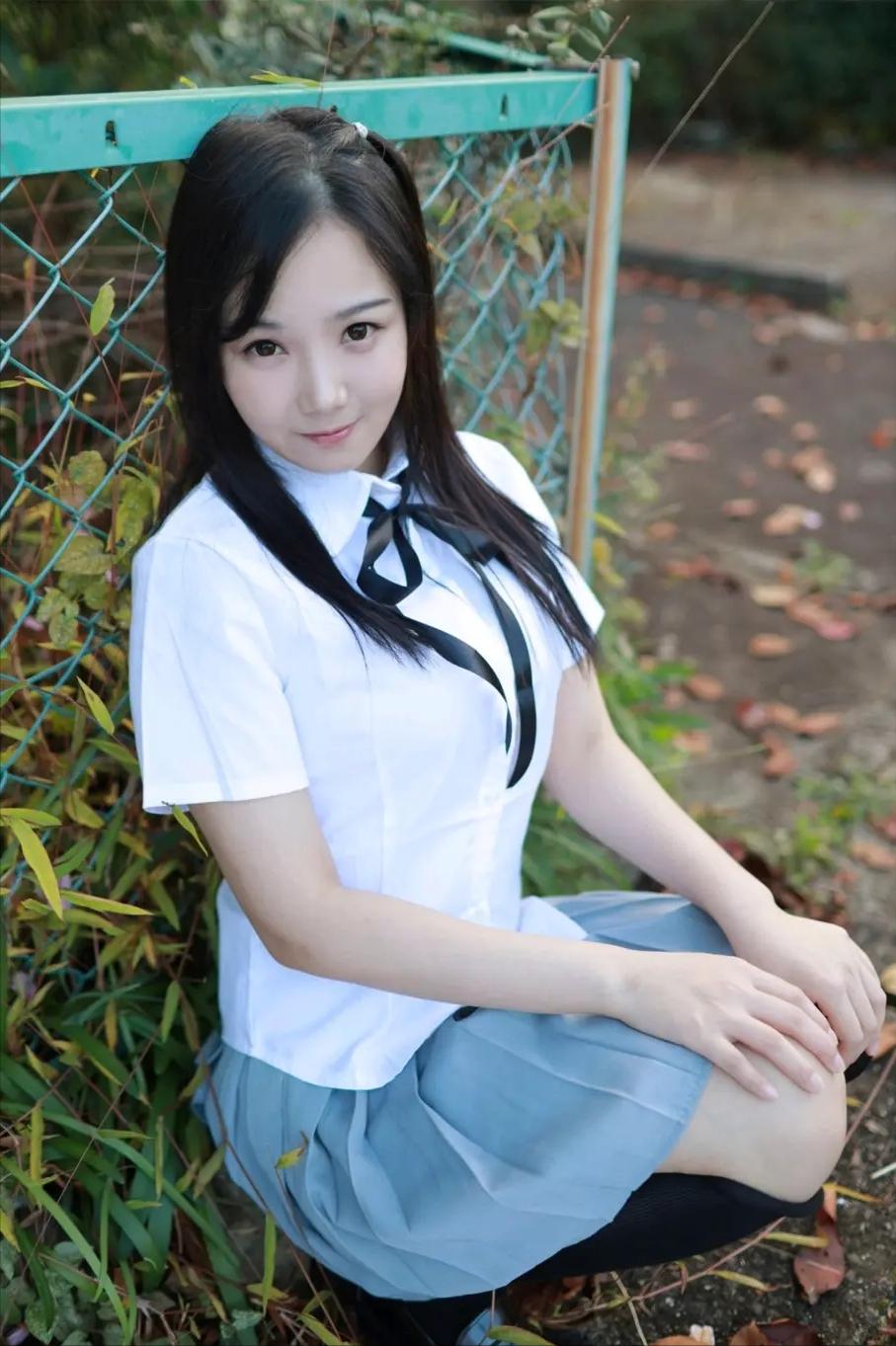 Xu Weiwei Mia: Pure in the sun - iMedia