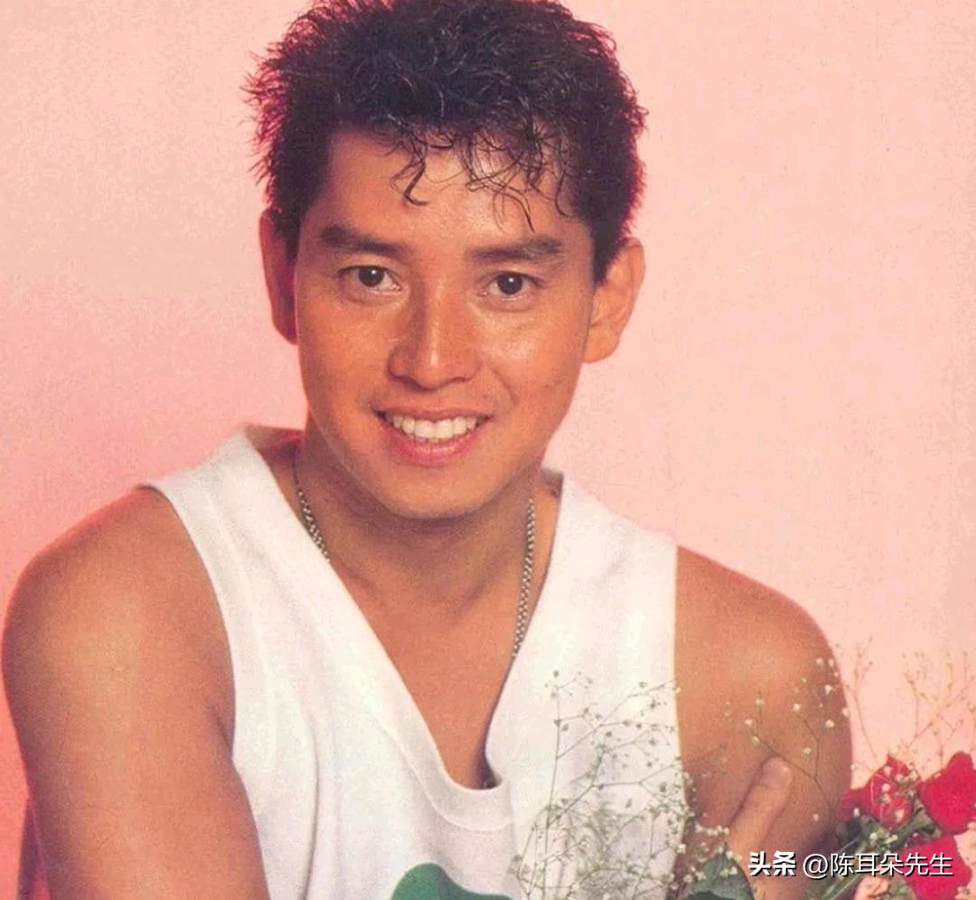 Alan Tam talked about Chow Yun-fat, he came to see me with a big back ...