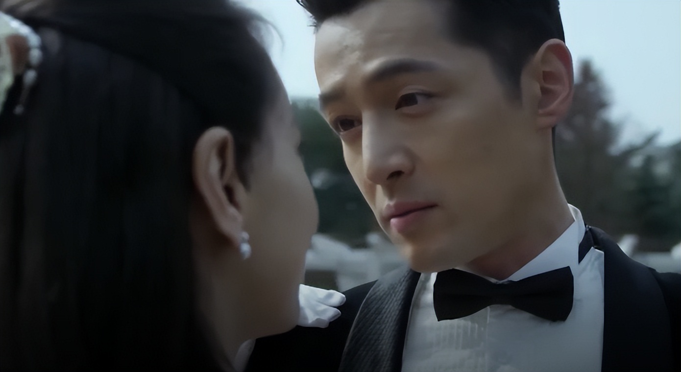 Xue Jianing did not marry for twelve years because of Hu Ge, and Hu Ge officially announced that ...