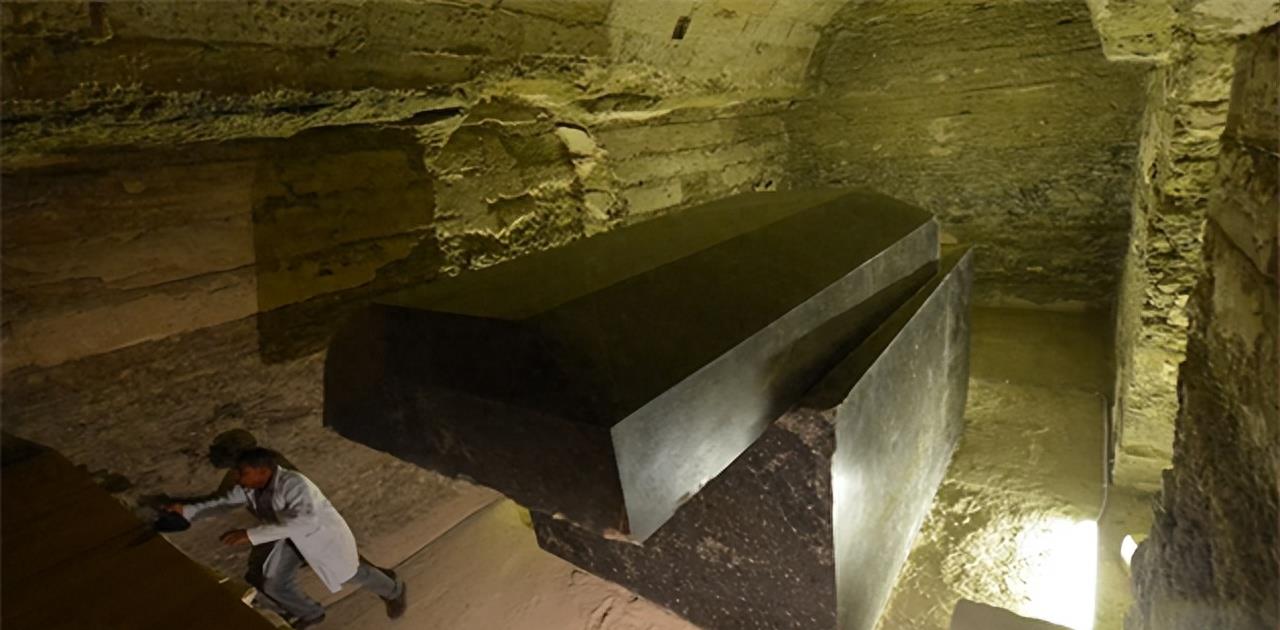 The mystery of Egypt's black sarcophagus, a monument to ancient ...