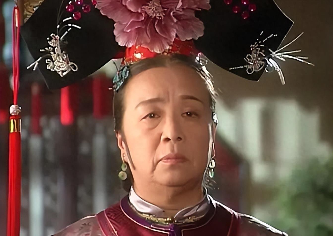 Being a bad guy and playing a good guy, Grandma Rong's sobriety ...