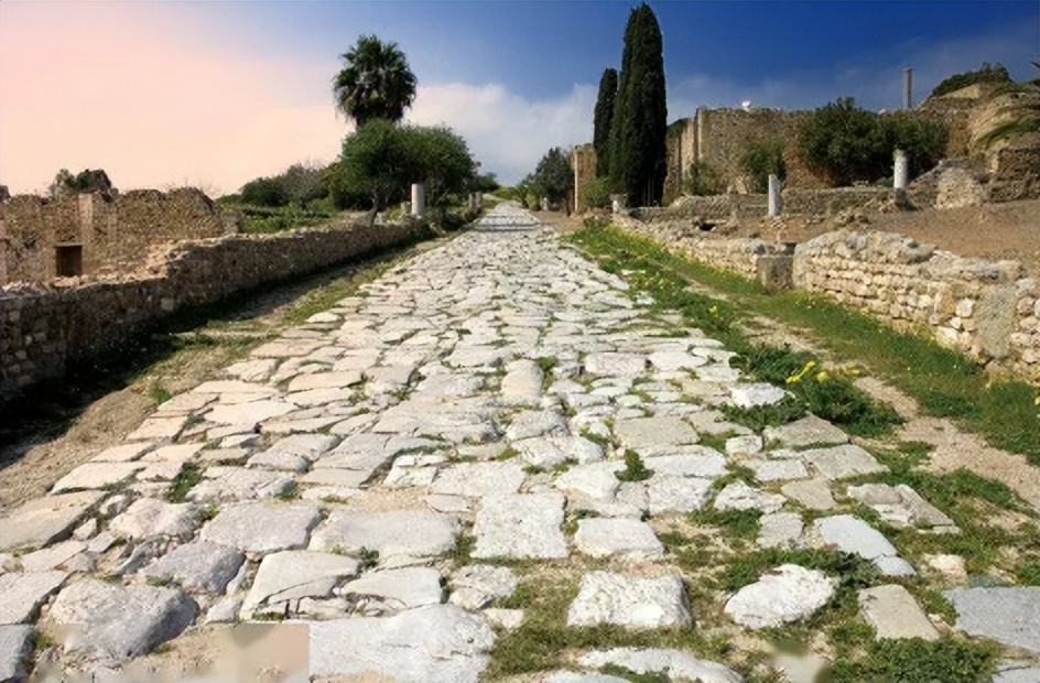 All roads lead to Rome, what is the historical symbolic significance of ...