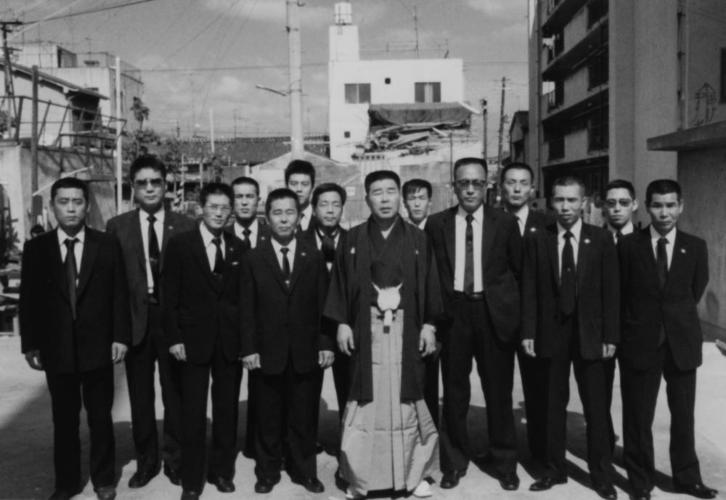 The first Chinese gang, the Fuqing Gang, is extremely cruel, and the ...