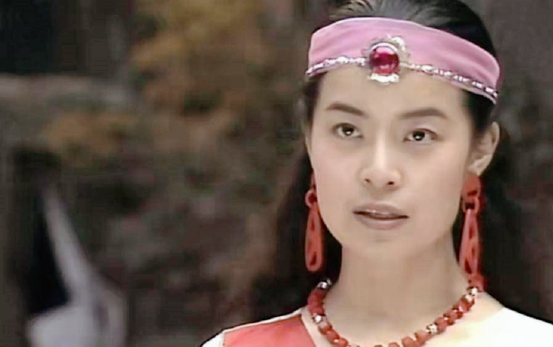 Well-known actress Gu Yan: Both parents are actors, she studied in ...