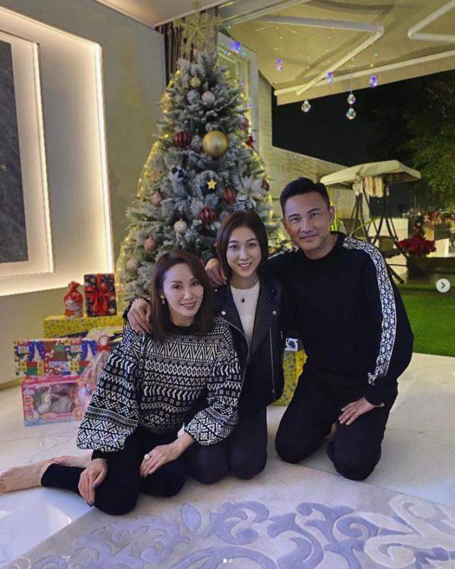 Full of memories to kill!Zhong Jiaxin and Lin Wenlong's family are ...