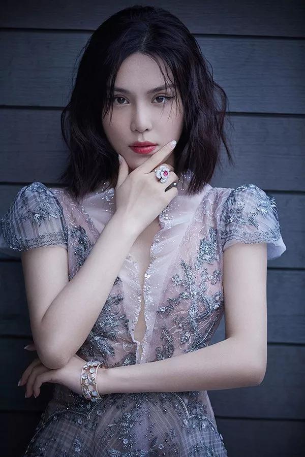 Han Dantong, Appreciation of Meitu Series - iNEWS