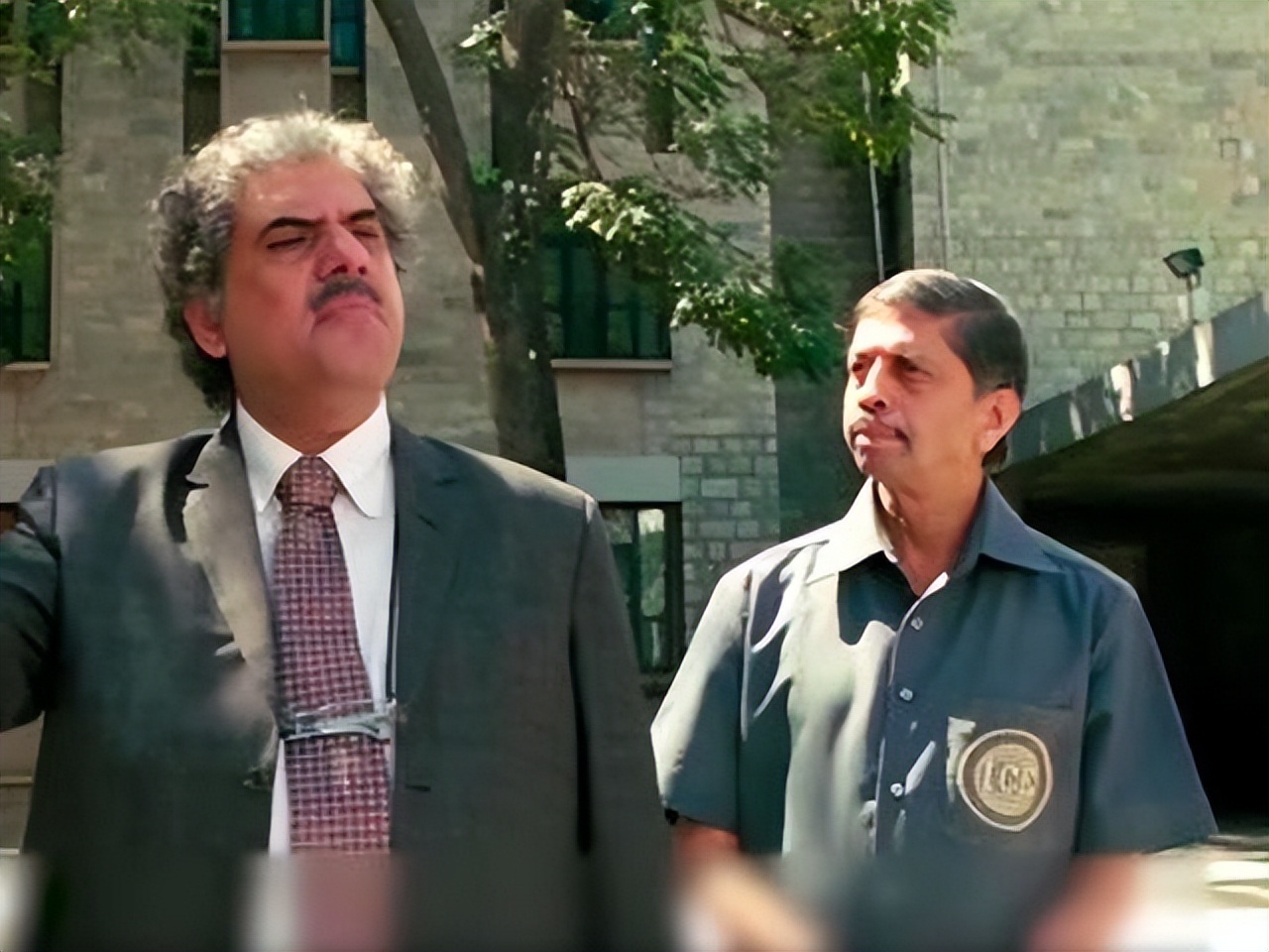 Who is the filming of "Three Idiots in Bollywood"? What educational ...