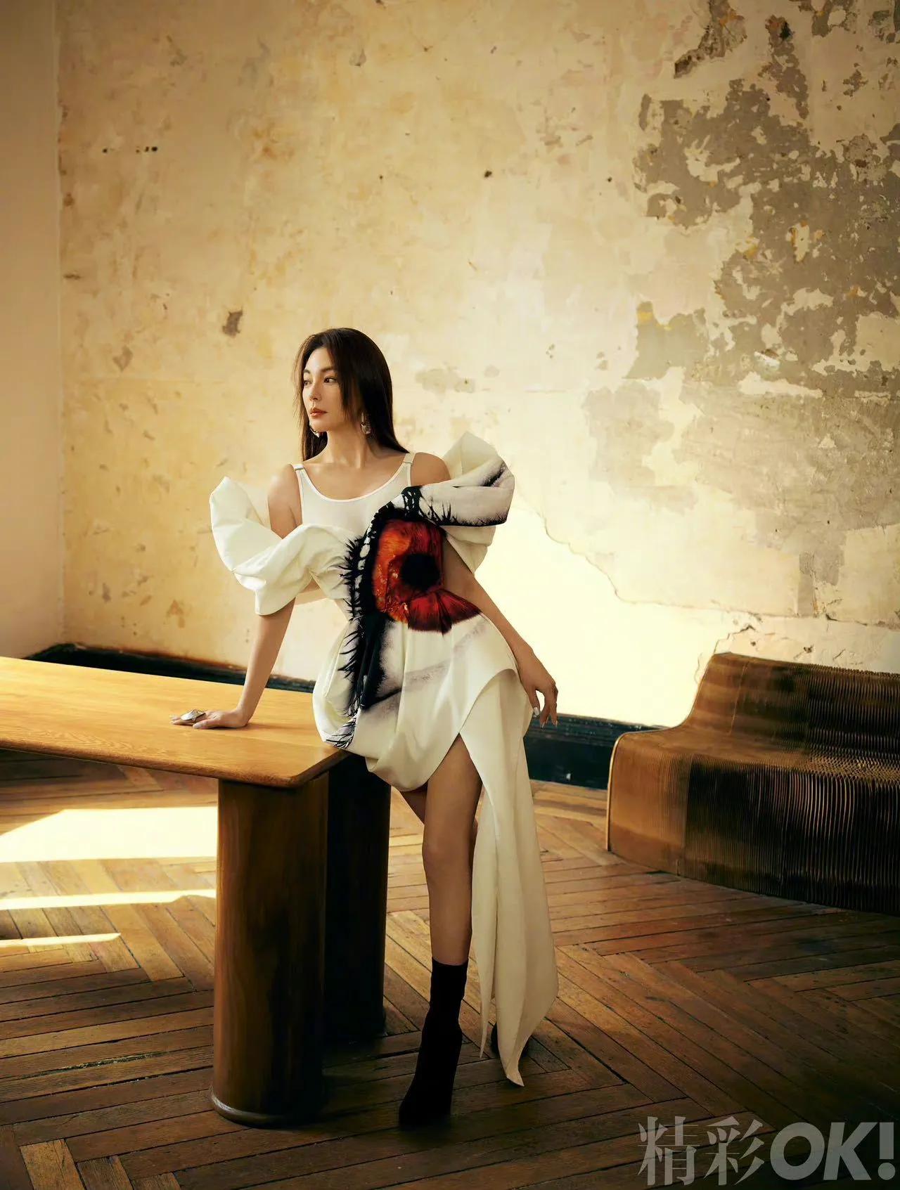 Zhang Yuqi's glamorous domineering lady's cover is so glamorous and ...