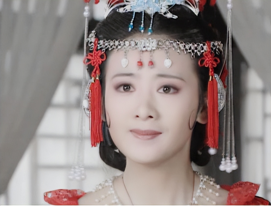 Marrying a wife 6 years older and raising a daughter 17 years younger ...