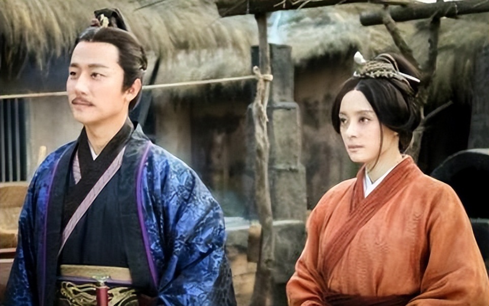 King Yiqu is really "dog licking"! Only after revisiting "The Legend of ...