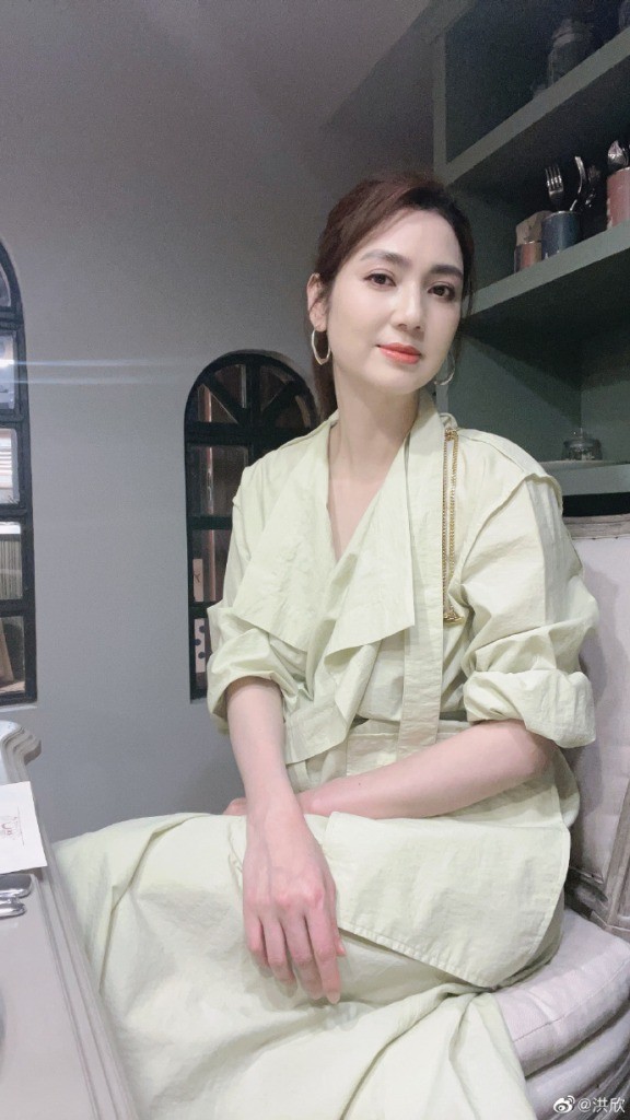 50-year-old Hong Xin burst into a bumpy old relationship and was re ...