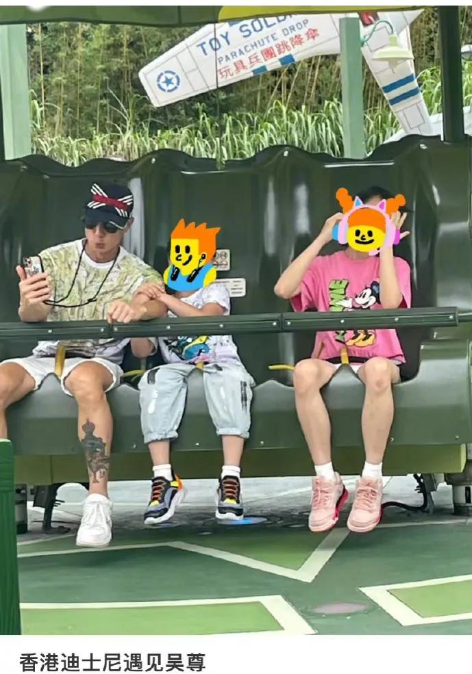 A netizen ran into Wu Zun's family on a trip to Disney, and all the ...