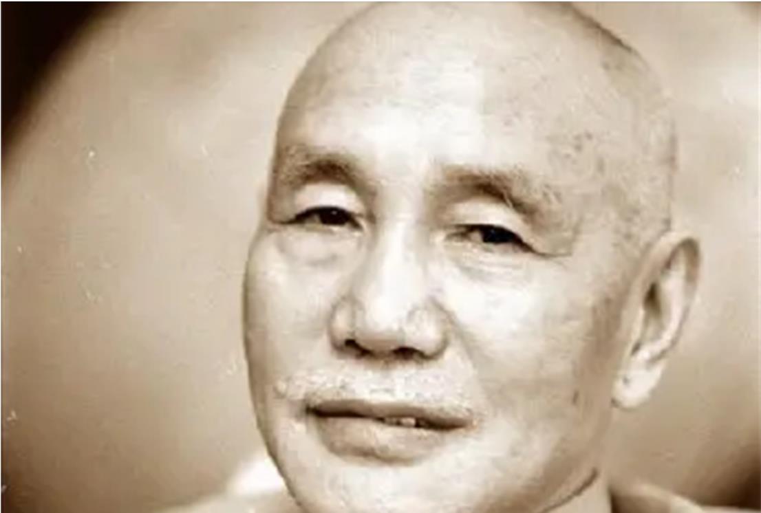 After missing the general three times, Chiang Kai-shek admitted frankly ...