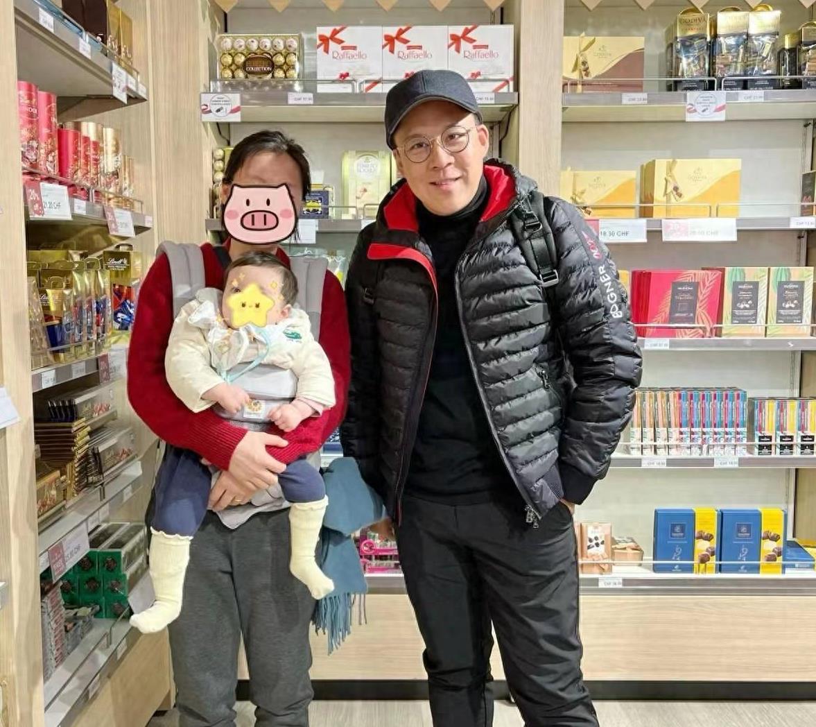 Huo Qigang took his children to Switzerland to spend Christmas with Guo ...