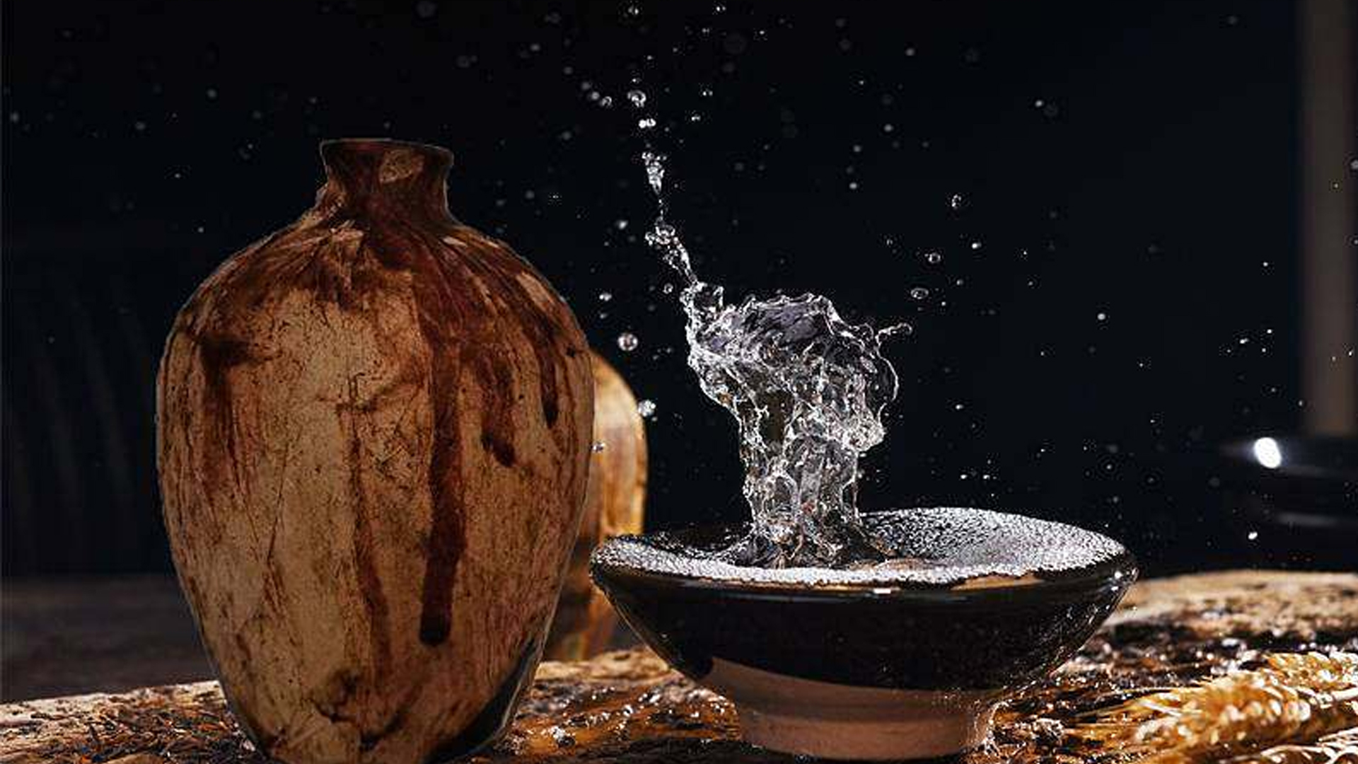 The most is the smell of fireworks in the world, a pot of jade liquid ...