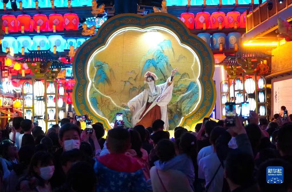 Dongping Dasong City That Never Sleeps—the City of Charm - iNEWS