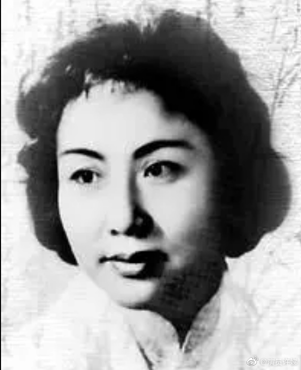 Xu Di sent a message to mourn her teacher Wei Xikui: You have been gone ...