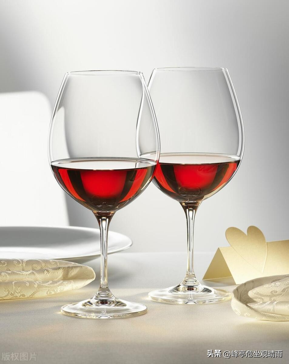 How should red wine be tasted? - iNEWS