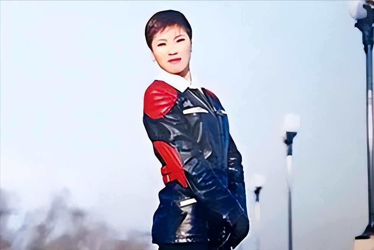 "Merry Nun" Shi Zhiding: He embezzled money to drive a luxury car to live in a luxury house, and ...