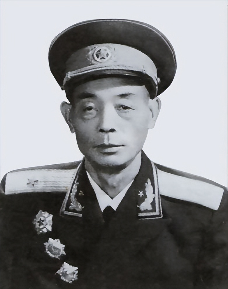 The landlord was beaten by the Japanese army, and the team leader was ...