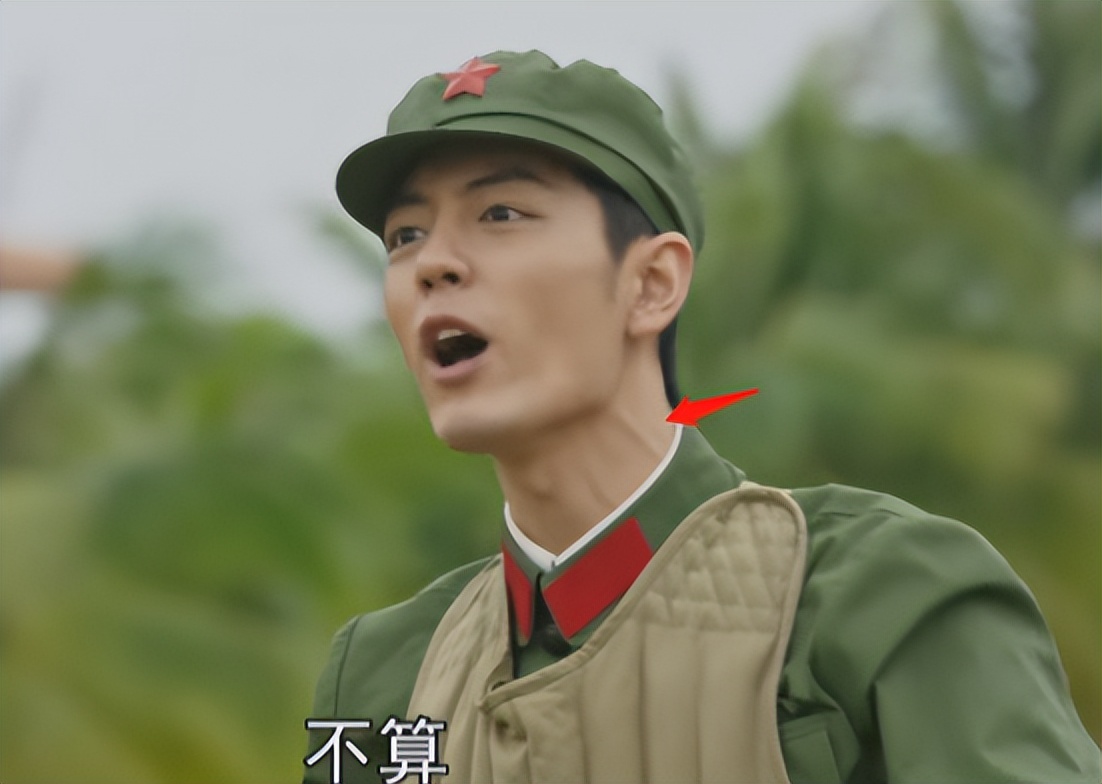 They are also acting as soldiers, but if you put Xiao Zhan, Duan Yihong ...