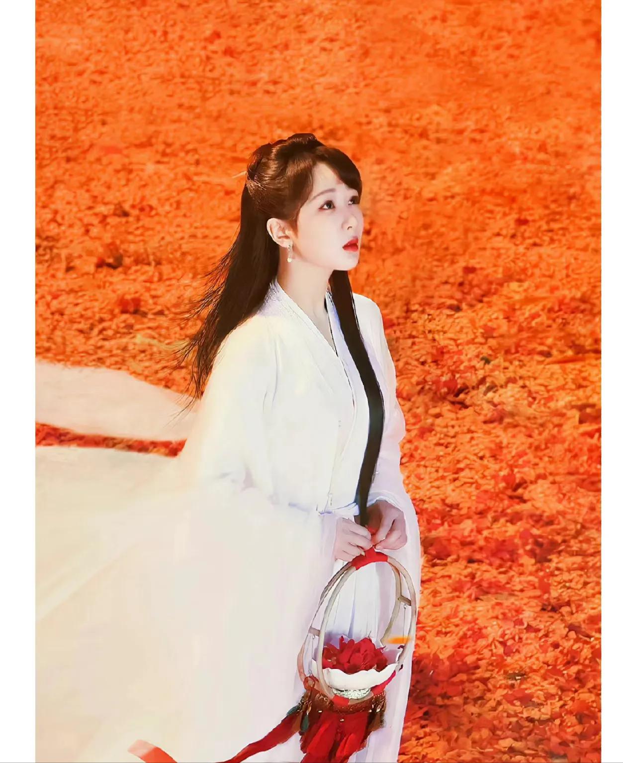 Yang Zi's cheongsam looks crazy, this one is too beautiful! Our girls ...