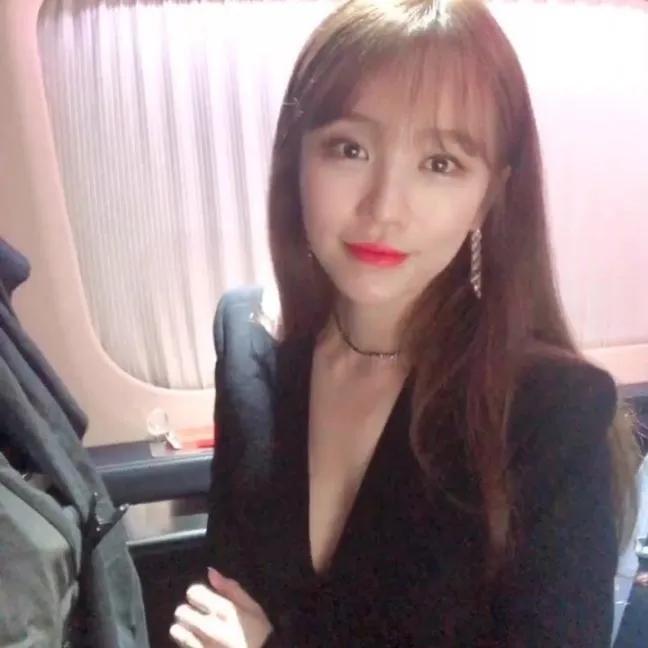 "Of course" Goddess Yoon Eun Hye - iNEWS