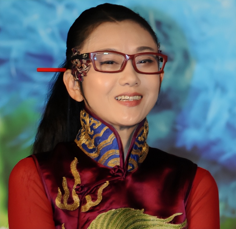 Yang Liping's new dance has caused controversy again, "Peacock Princess ...