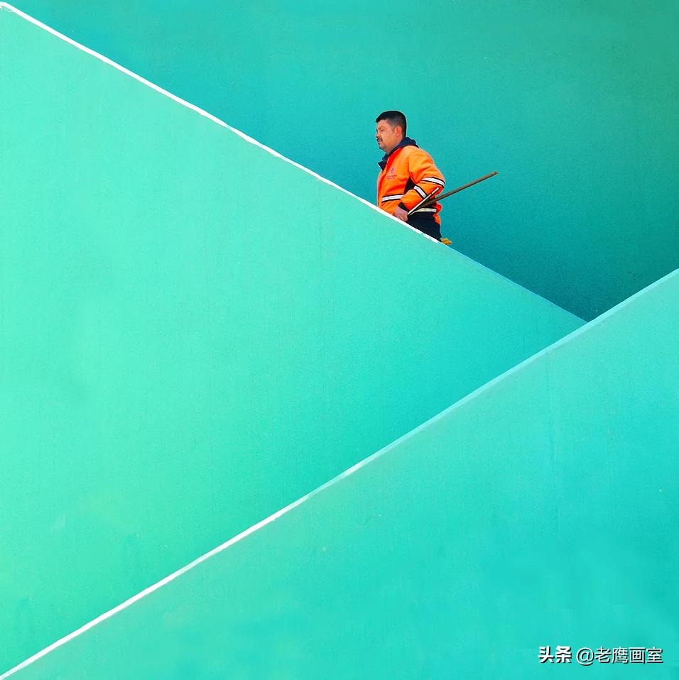 Emphasize lines and colors to create geometric, abstract cityscapes - iNEWS