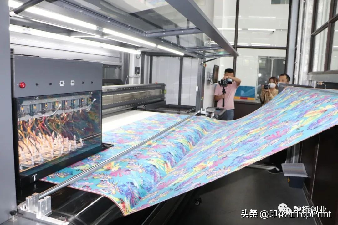 Weiqiao Textile: The first production line of the ultra-wide green ...