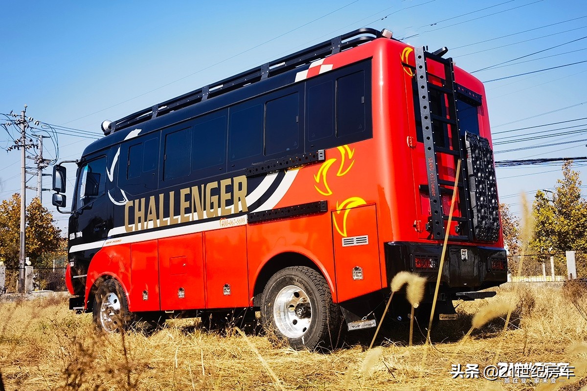 Dongfeng's first off-road type A motorhome!4-seater 4-wheel drive 4.1T ...