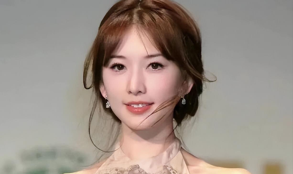 48-year-old Lin Chiling had a dinner party in Japan. Her unkempt face ...