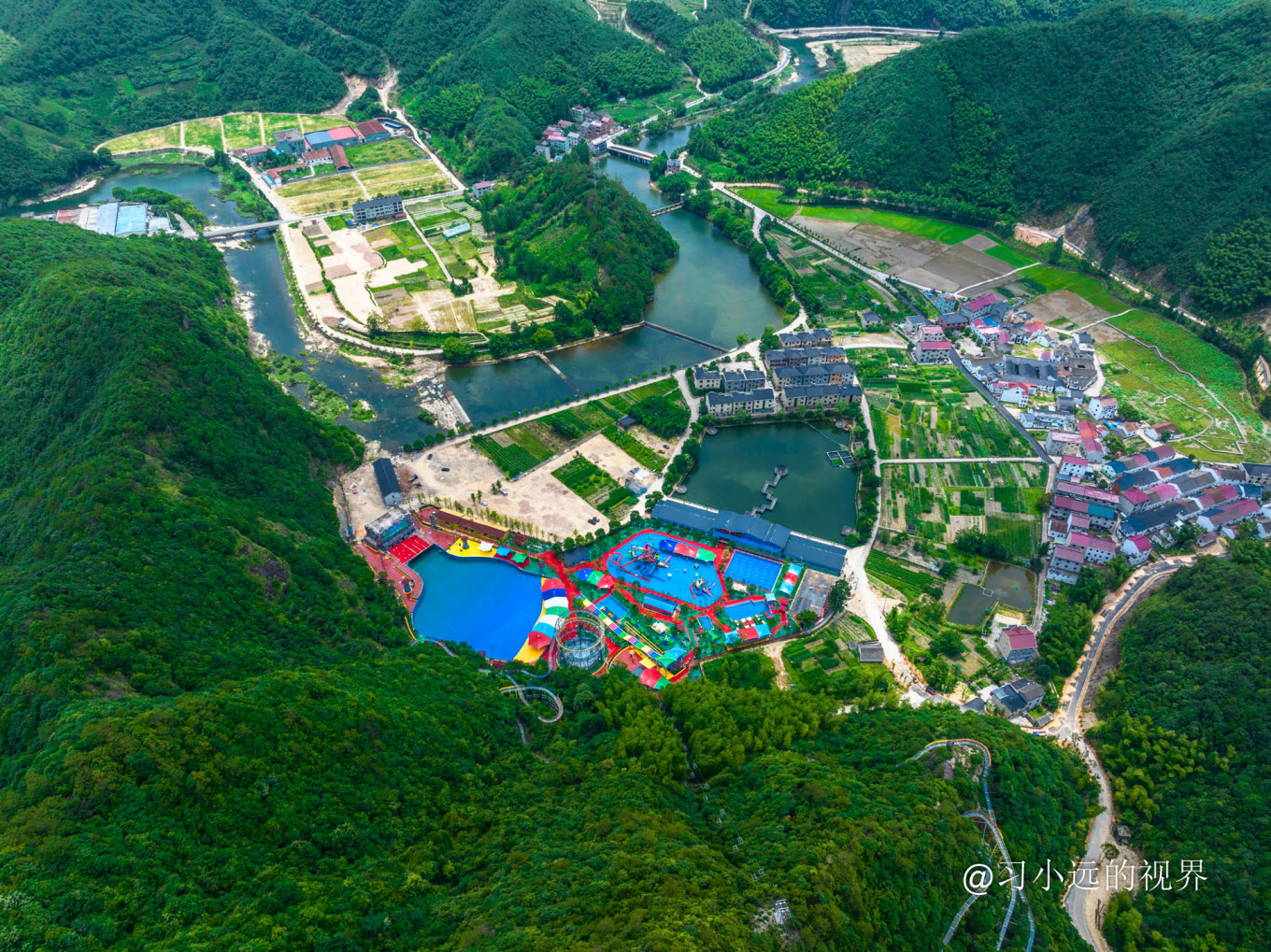 Tonglu has opened a new water park. This summer, Tonglu people have ...