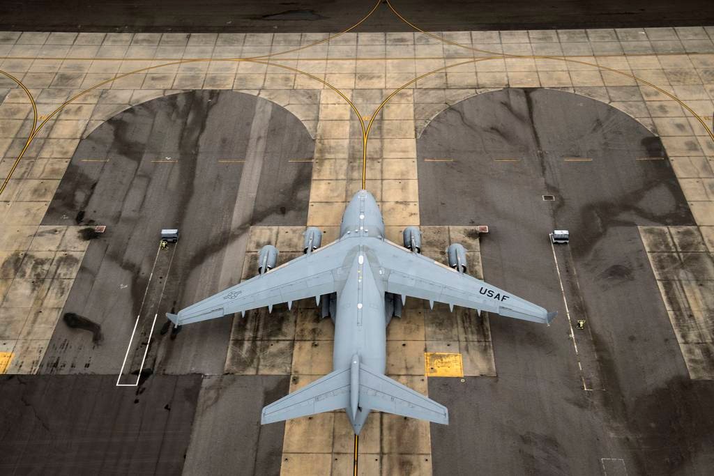 24 C17s take off continuously, the US military will show off its power ...