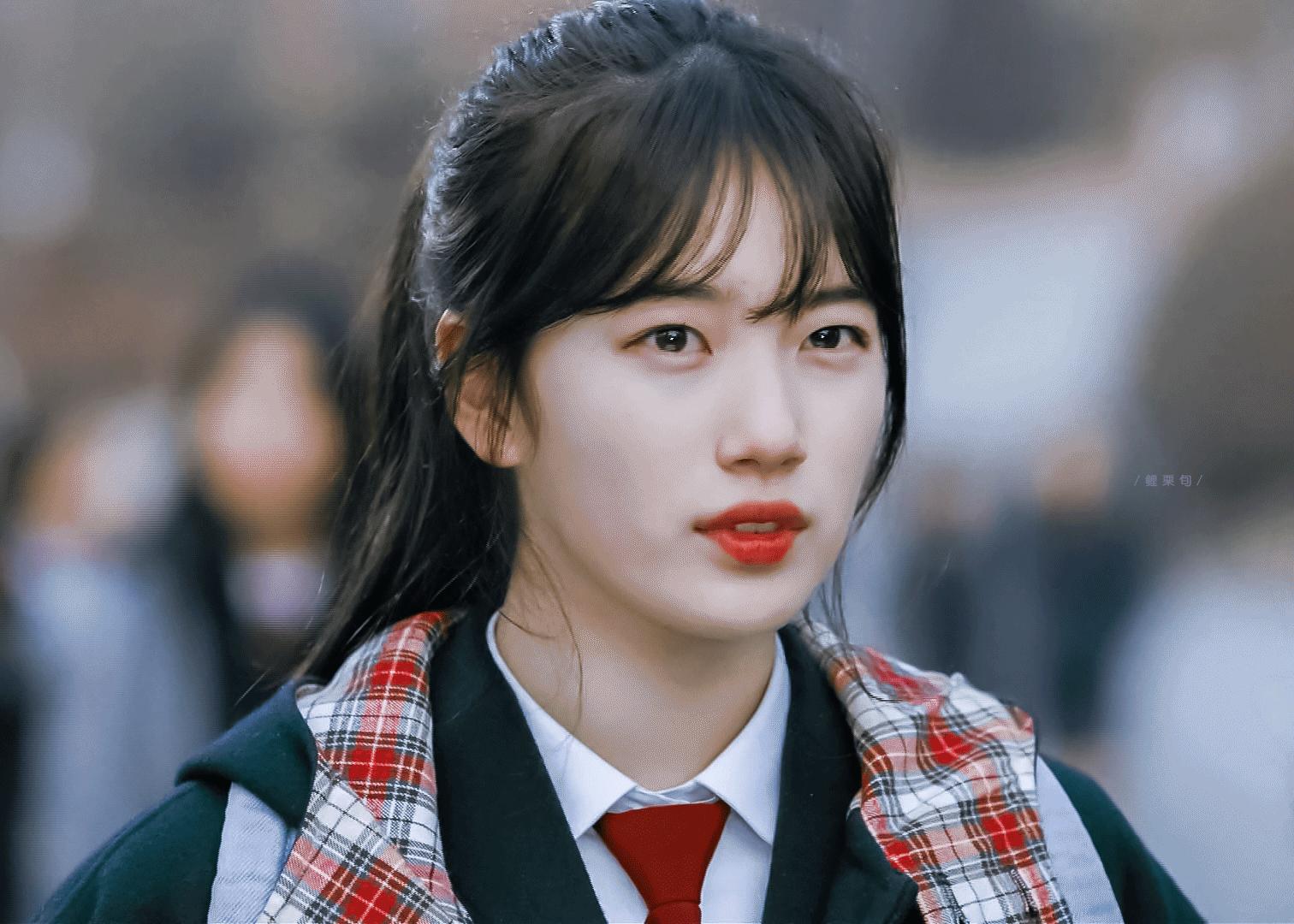 A star born in 1994, Bailu is younger than Ju Jingyi? - iNEWS