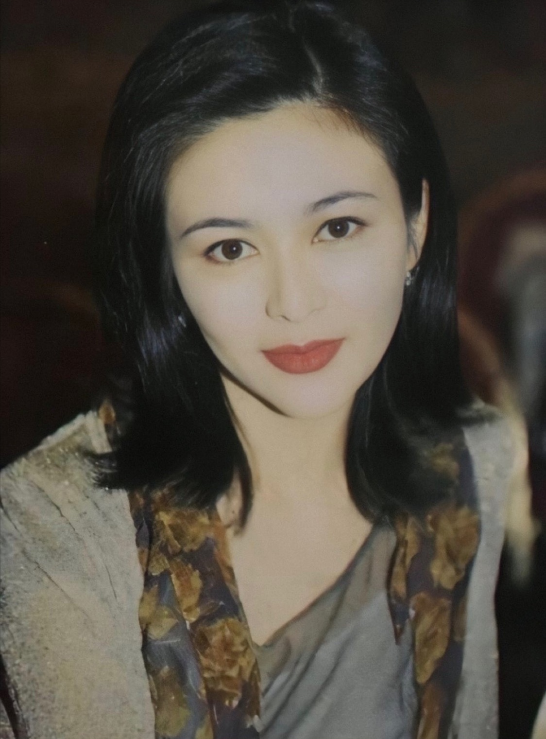 Rosamund Kwan, the champion of Miss Hong Kong in 1988, has a glimpse of ...