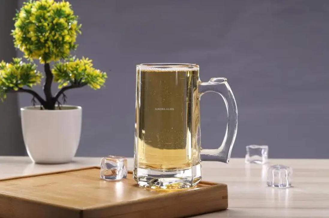 Why does hot water burst a glass? How to avoid this common physics ...