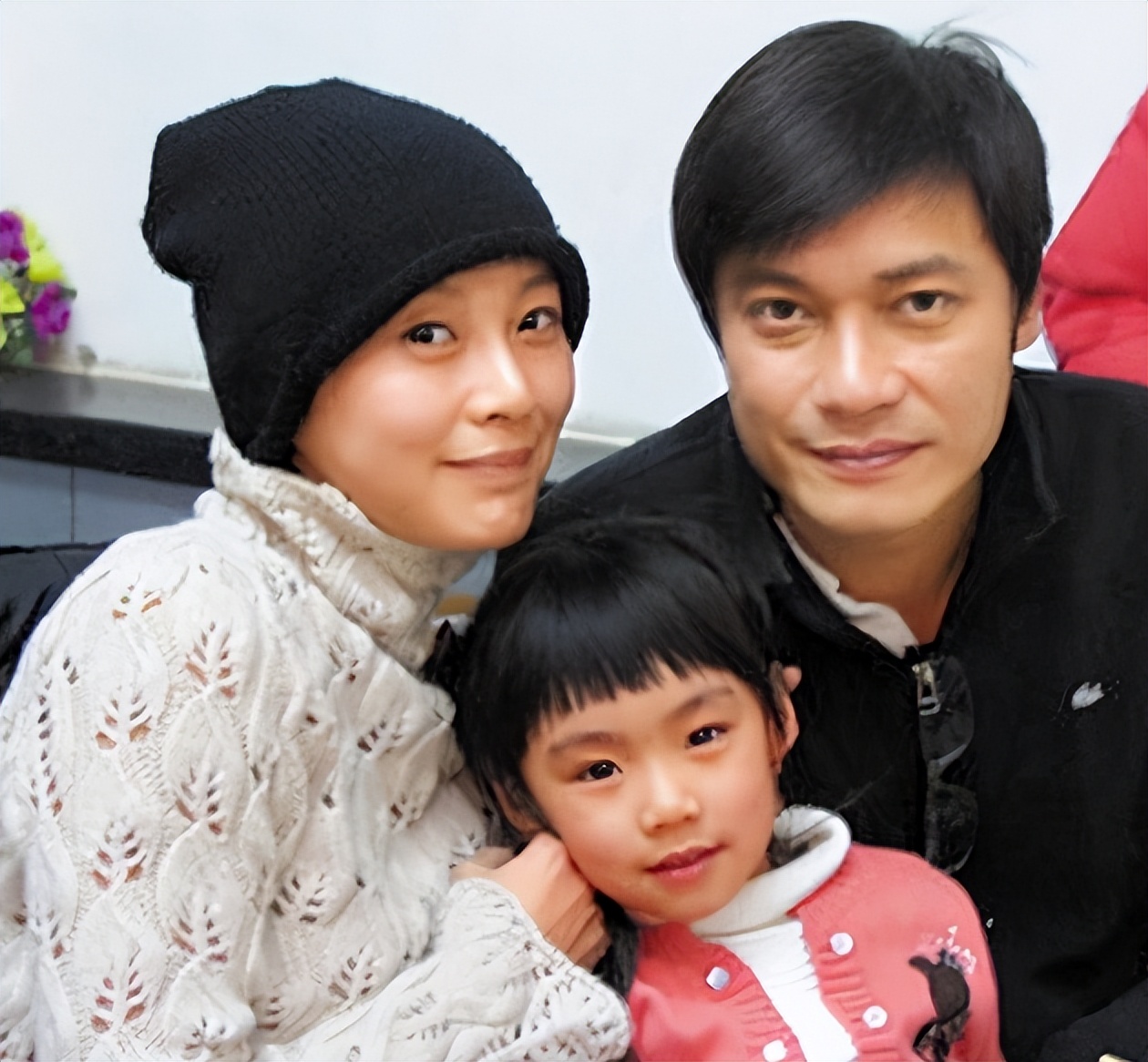 Mainland and Hong Kong married couples, Lin Feng, Zhou Billi, Luo ...