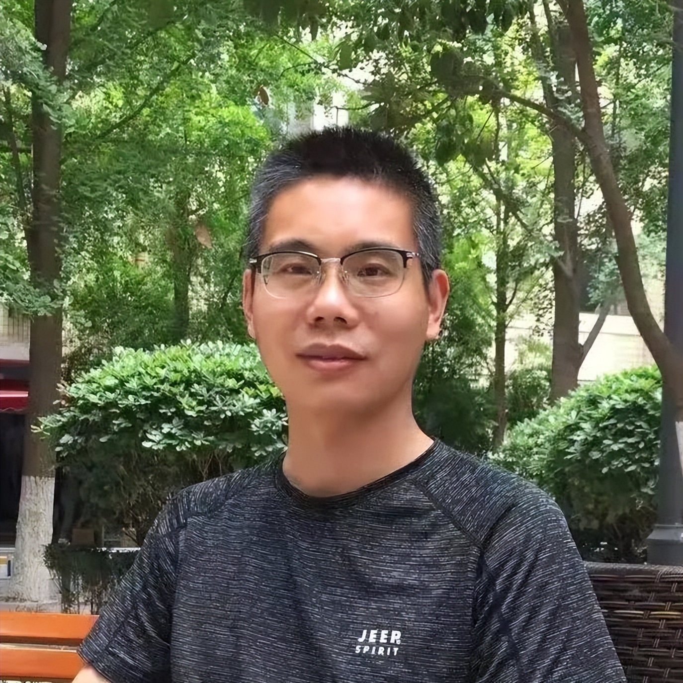 "There's a Good Place on the Tree" Zhang Zhonghua: Let the aesthetics ...