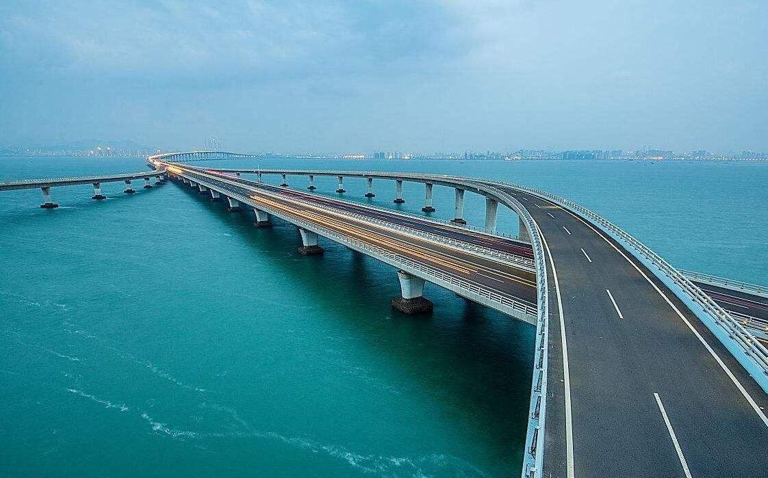 China plans to build a super bridge, so that you can drive directly to ...