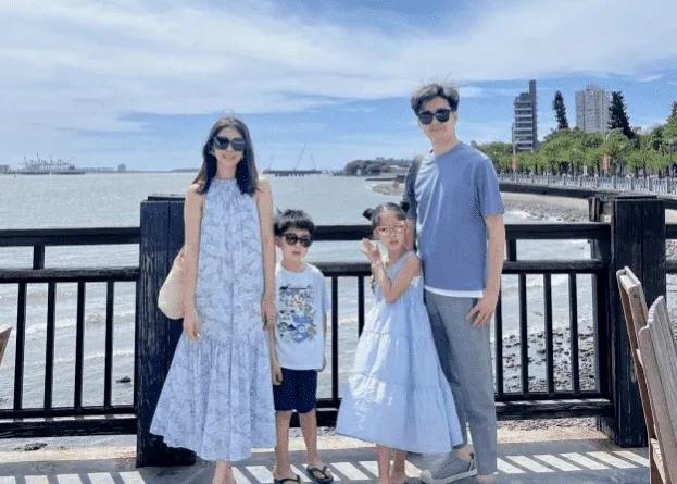 Brother Lin Zhixin took the whole family on a trip, but Lin Zhiying's ...