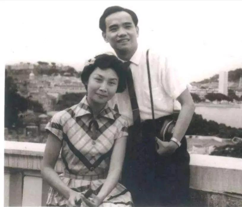 Lao Shen chatting: talk about Xiao Wang Yurong - iNEWS