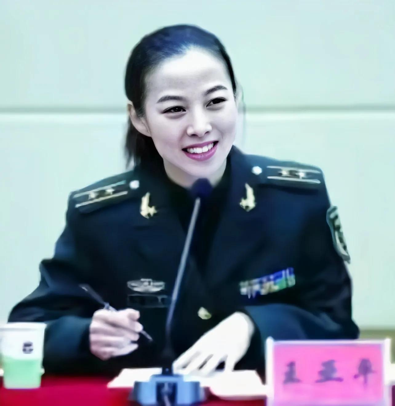 Talk about "picking stars for her daughter" - Wang Yaping - iNEWS