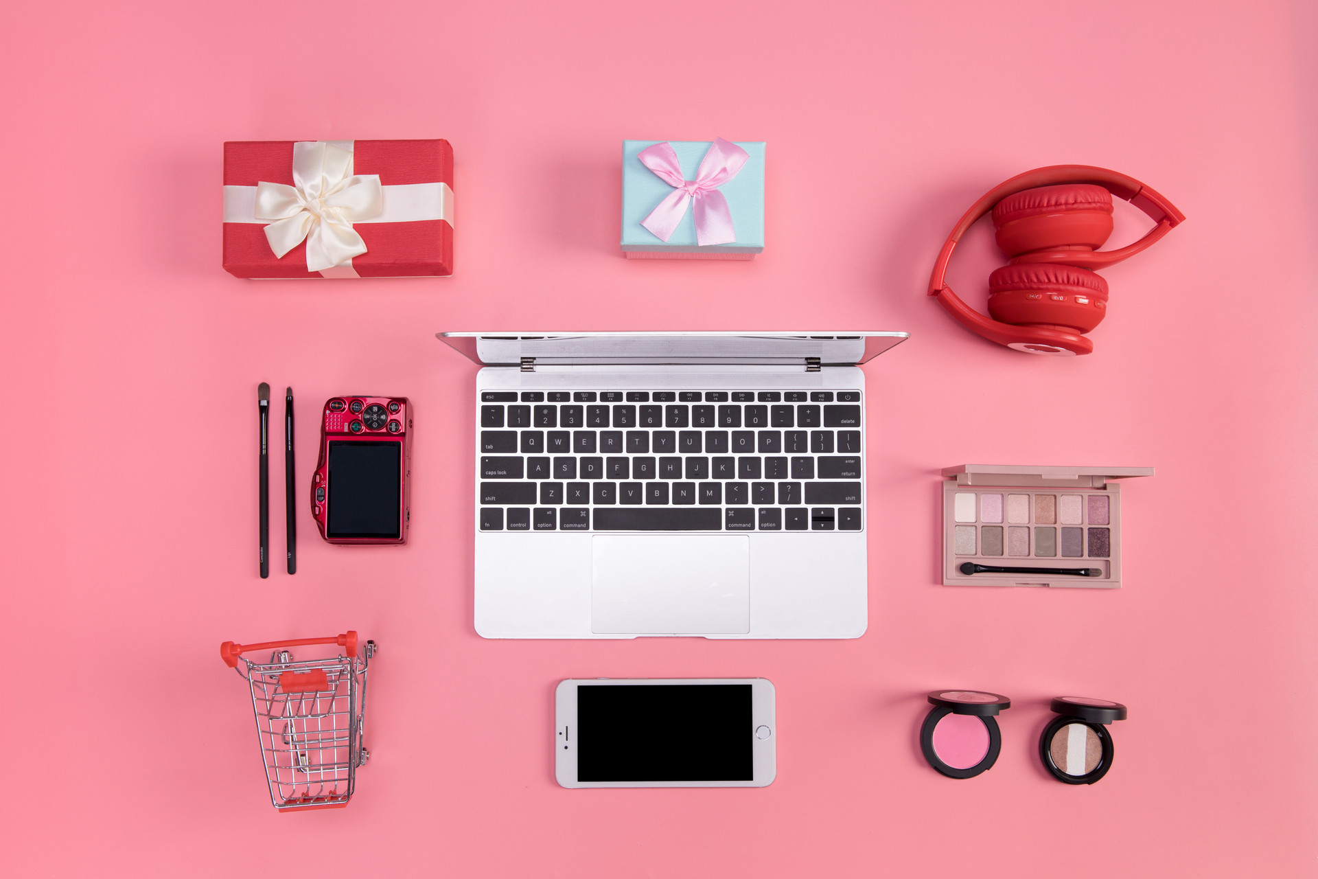 Sharing on how to protect e-commerce brand prices - iMedia