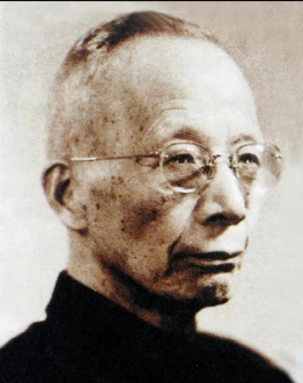 Hu Shi: Zhu Kezhen, if you can survive me, you will kick my ass after I ...